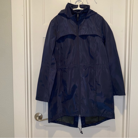 Mondetta | Jackets & Coats | Mondetta Navy Blue Hooded Rain Jacket Size ...